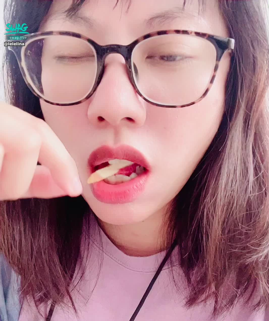 lelelina | SWAG.Live