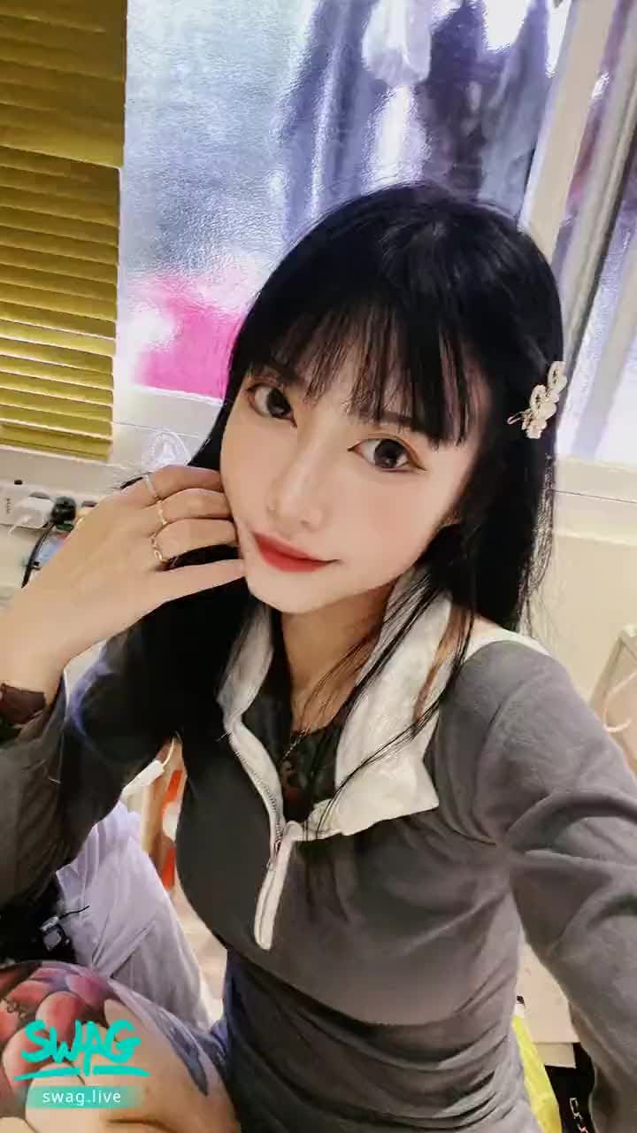 你已經擾亂了我的心 什麼時候來弄亂我的床呢？ Swag