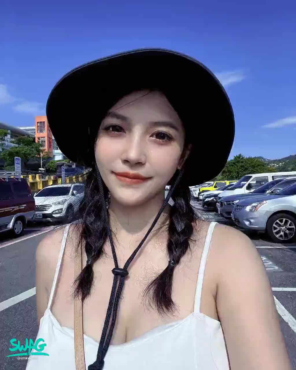 這個月訂閱一樣可以領私藏片喔💜💜💜 Swag