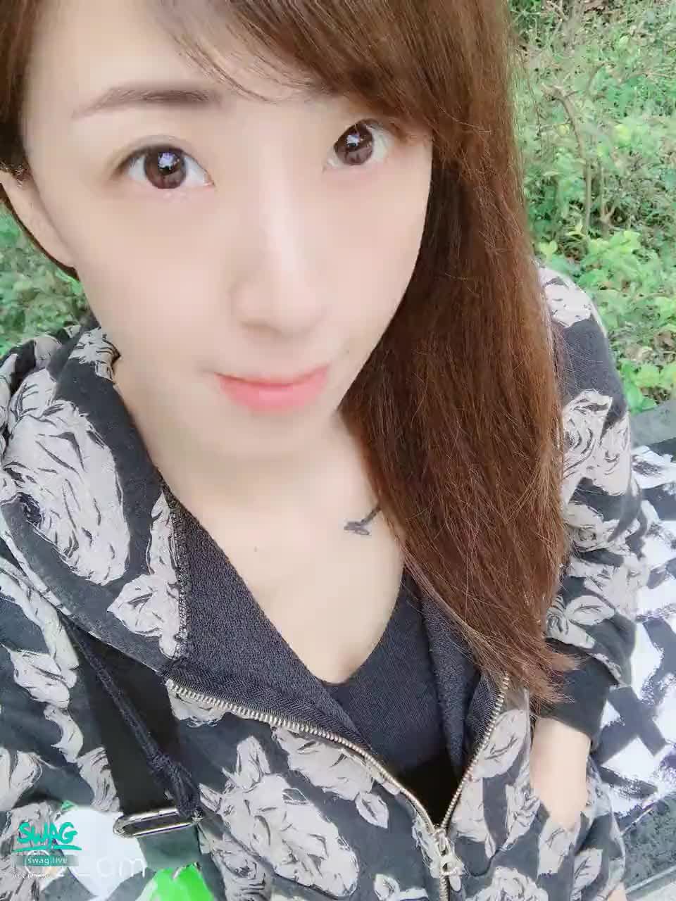 早安 ️不討喜的星期一🤣🤣 想振奮精神的來找我唷！ Swag