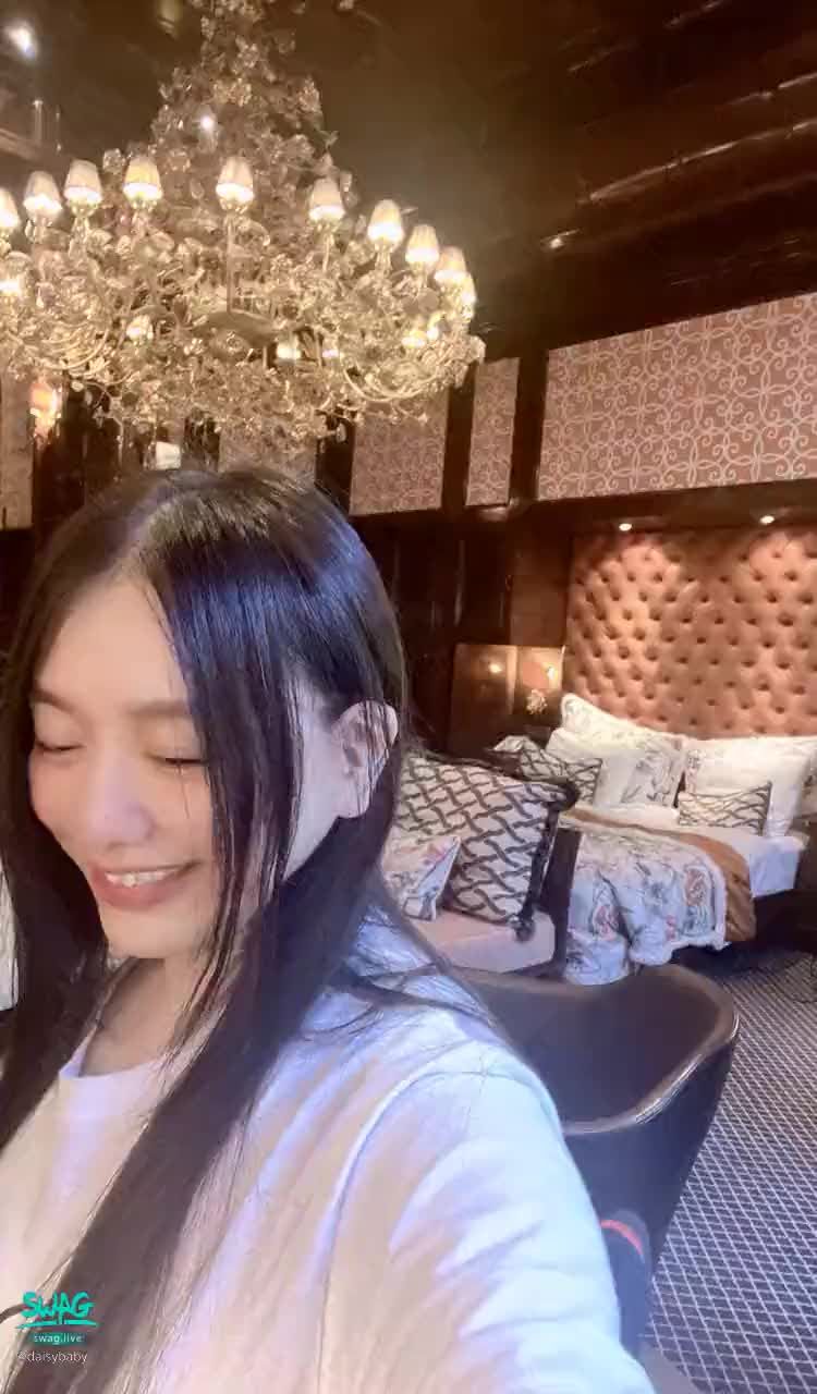 🎂今天的生日女孩🎂 Swag