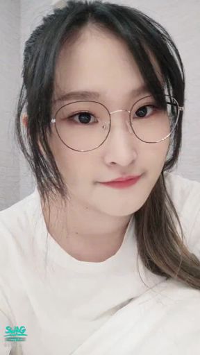 眼鏡娘~😘 Swag