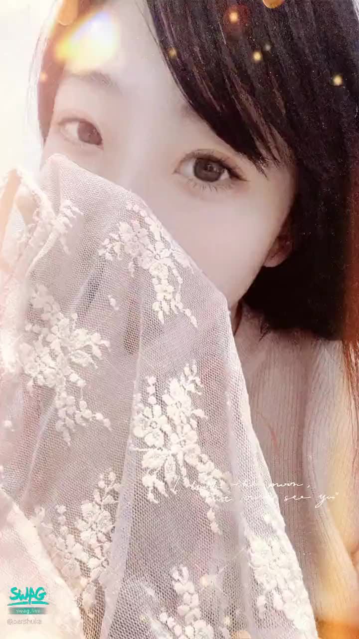 Happy New Year 兔🐰you ️茉茉原味內褲紅包🧧含唇印手寫祈福卡禮包‼️一共六款，想要的私訊‼️🧨 Swag