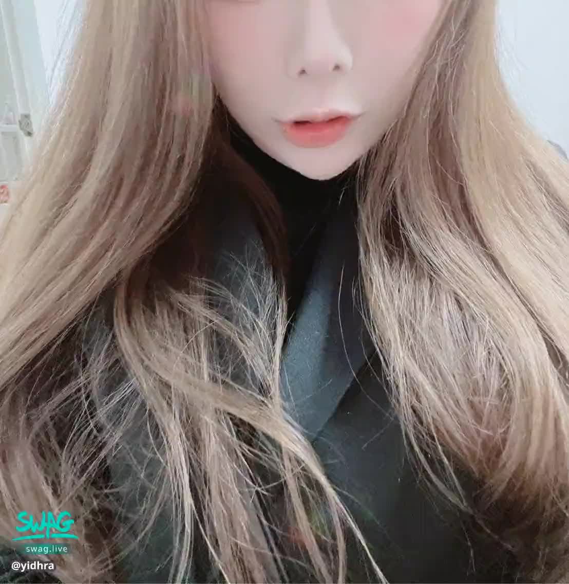 天氣冷🥶大家要注意保暖喔～ Swag