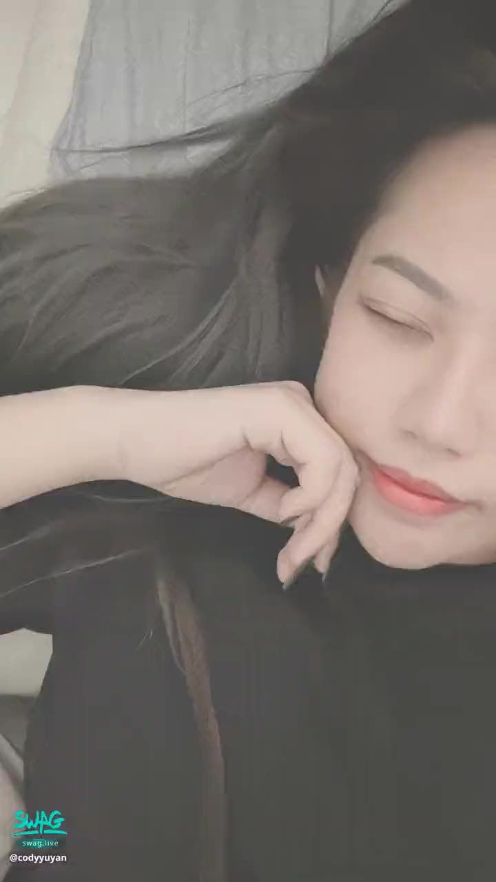 底下有一篇馬桶上打砲的影片喔 ️快收藏起來 Swag