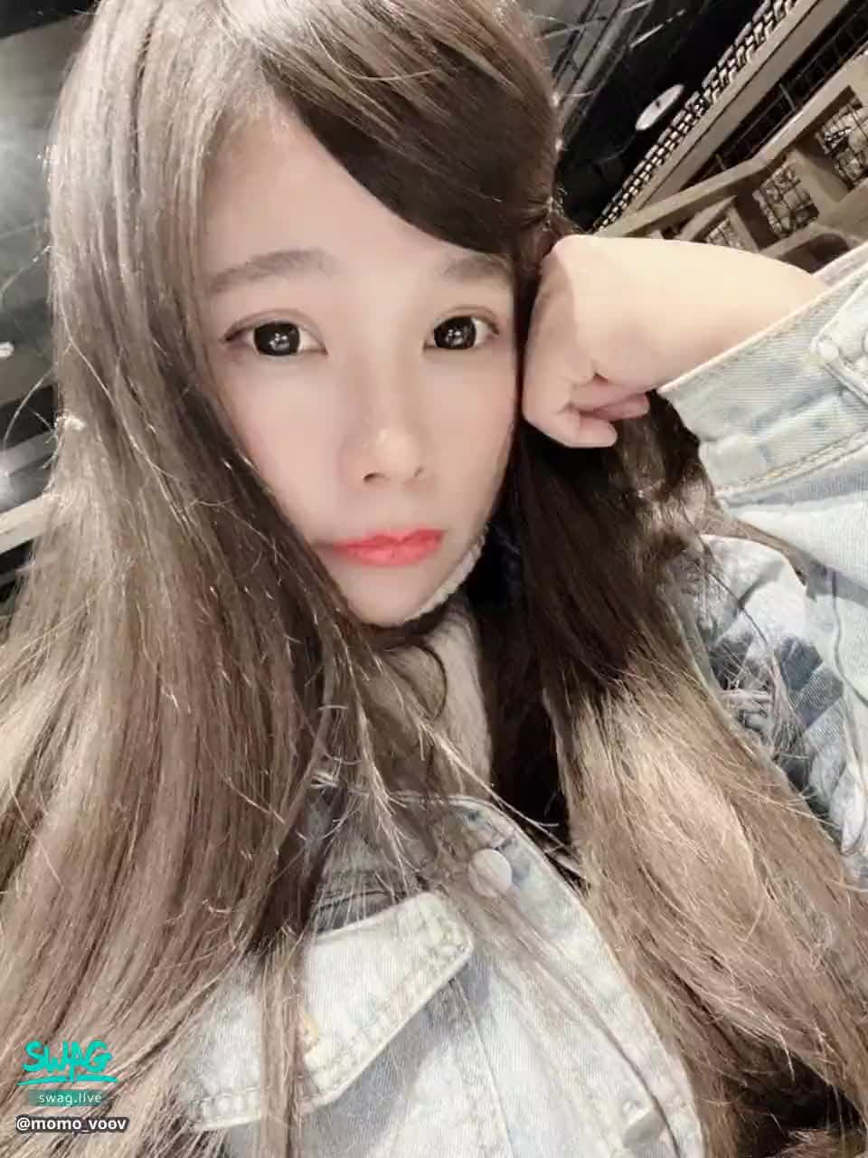 晚上八點直播呦！快來看我被震壞的表情🤤 Swag