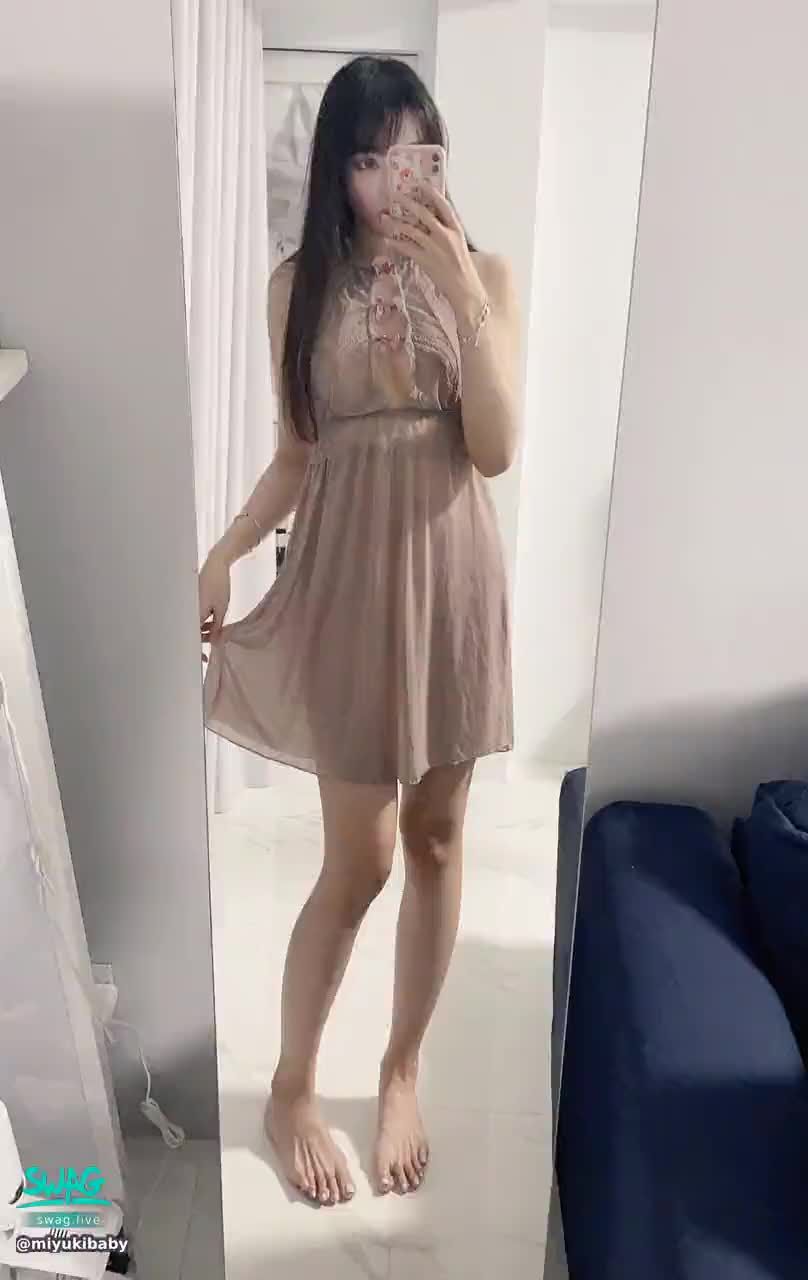 回覆這篇愚人節快樂🥰 ️送隱藏版福利2部🧸🎀🎈 Swag