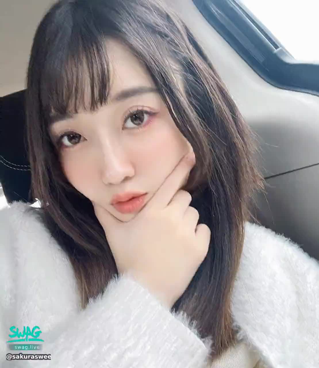 之後的開播時間改成每天晚上11點 ️最近在忙著搬家累慘了，等我把東西整理好就回來～愛你們 ️ Swag