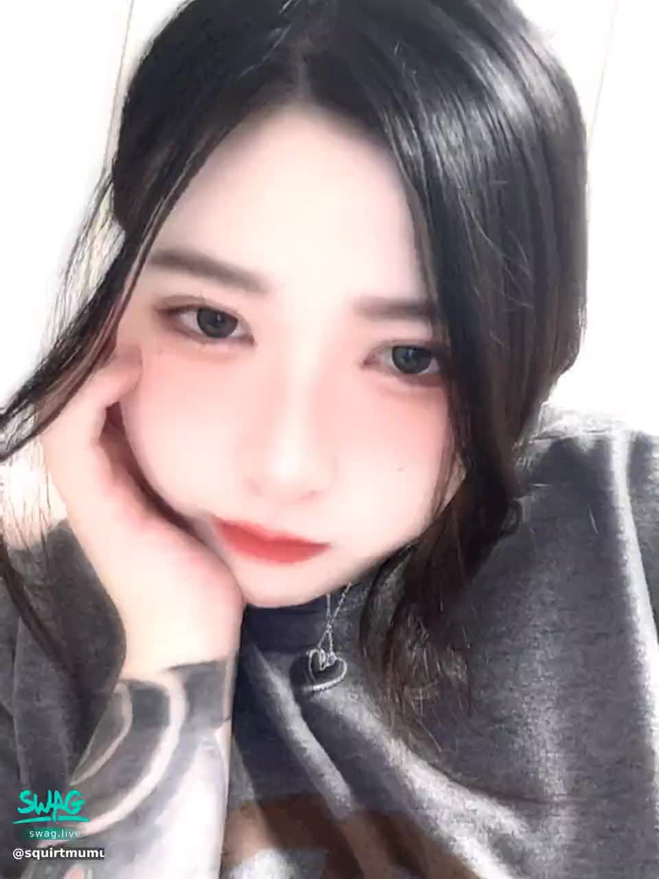 解鎖兩部魔性舞蹈 私訊我換潮吹片片 ️ ️ Swag