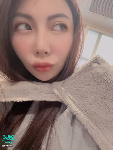 在公司要開冷氣卻又很冷的時候 Swag