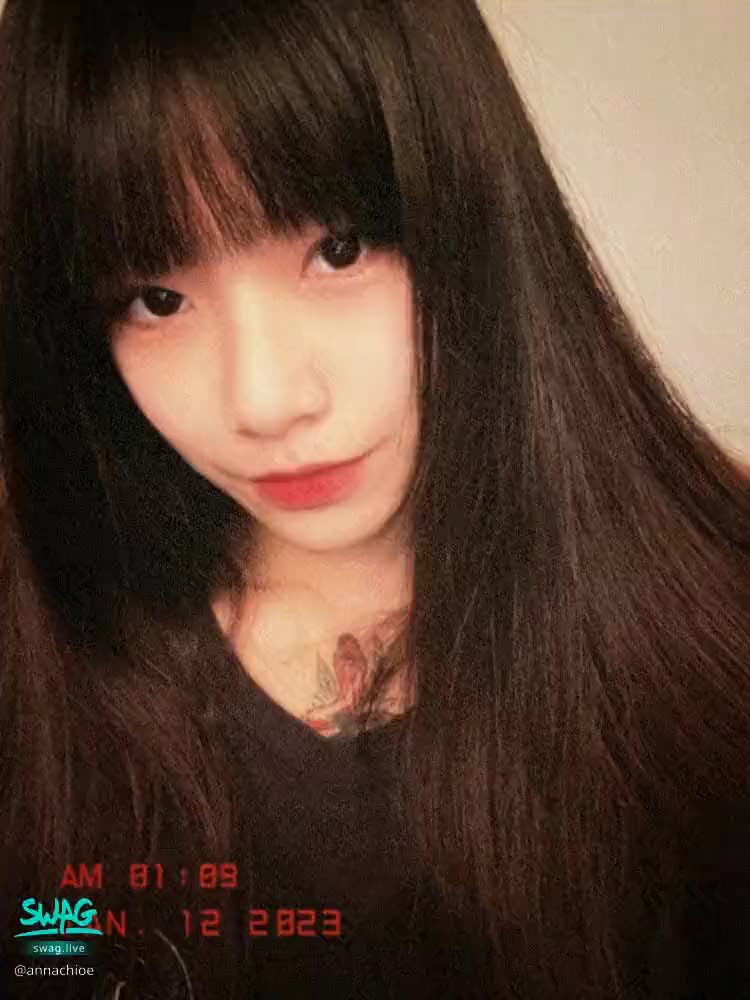 今天大家都在忙什麼怎麼都沒人發訊息跟我聊天 Swag
