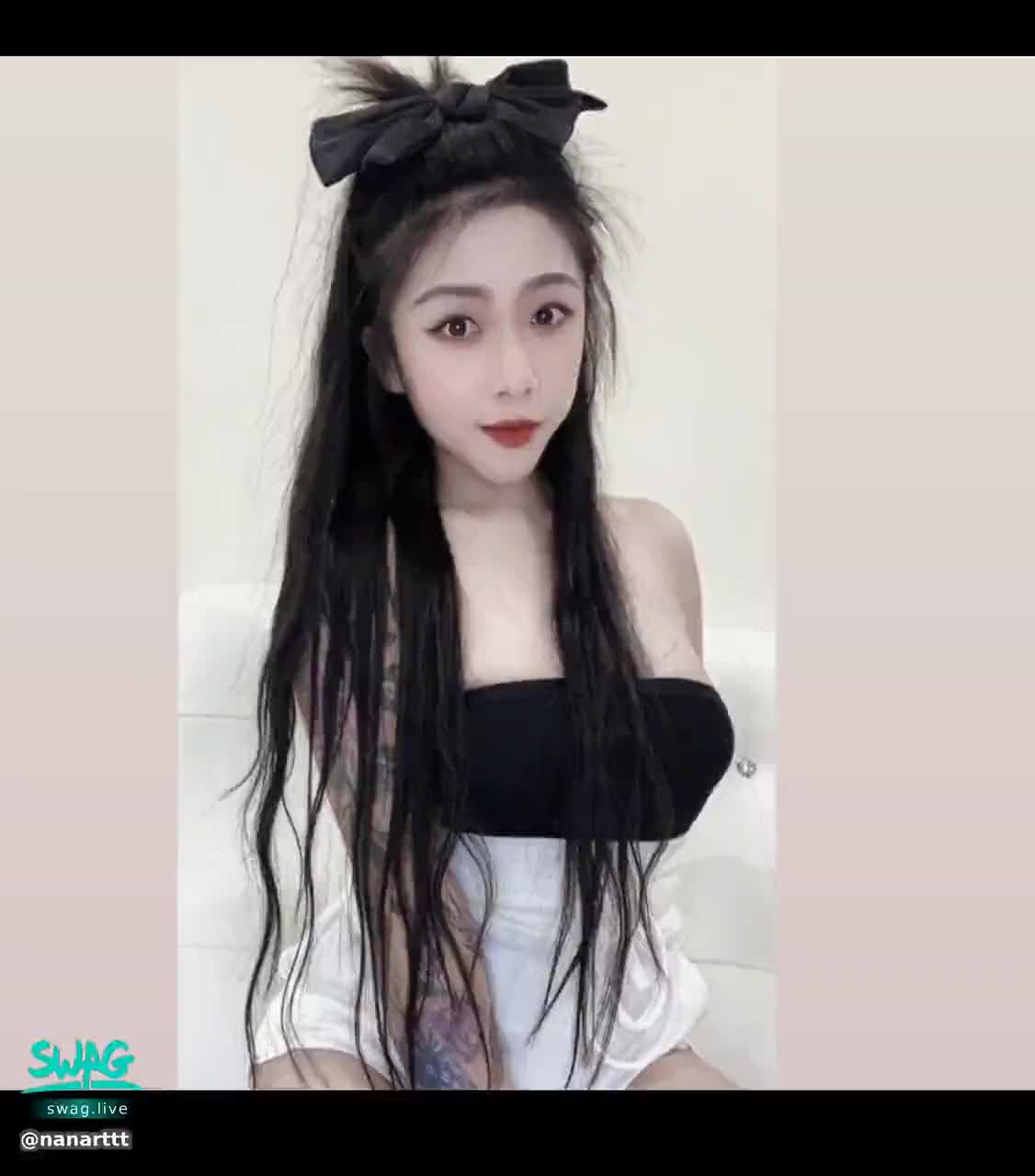 限時動態的影片，有幫我解鎖按讚收藏的寶們～可以截圖私訊我領福利喔 ️ Swag