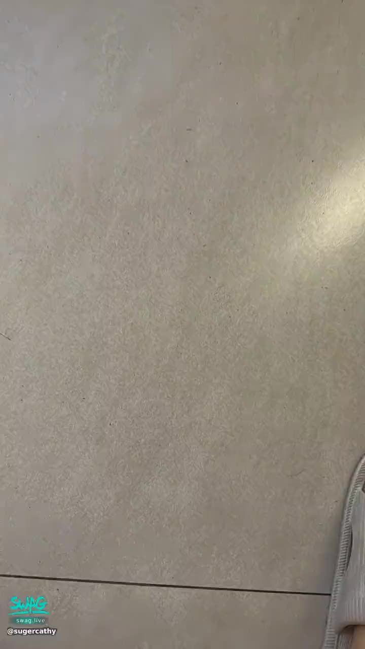 👇👇🔞網咖內抽插🔞通通解鎖按讚截圖私訊送福利影片喔～ Swag