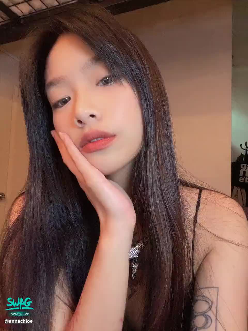 今晚1點直播唷 Swag