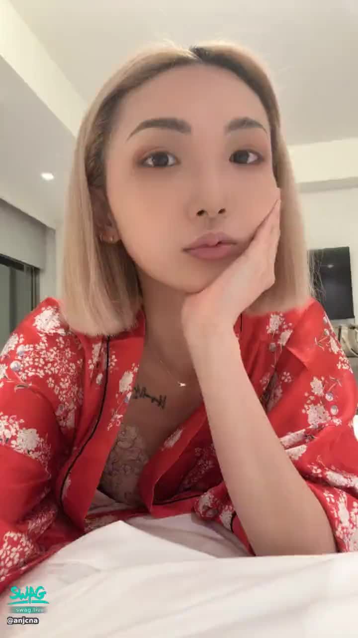 Babe同學 安安👋 Swag