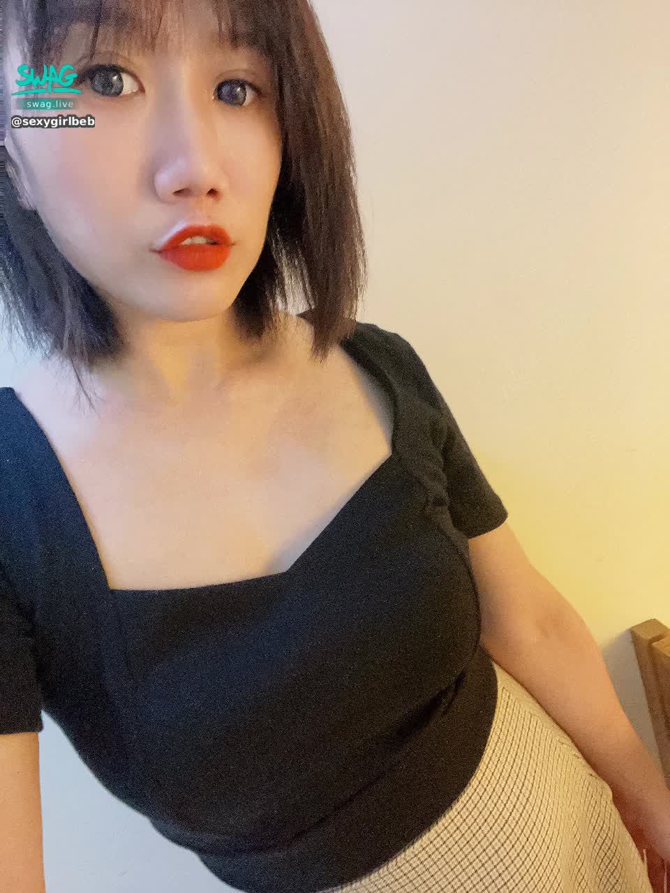今天晚上九點生日直播 ️讓我感受到滿滿的愛好嗎🥰 Swag