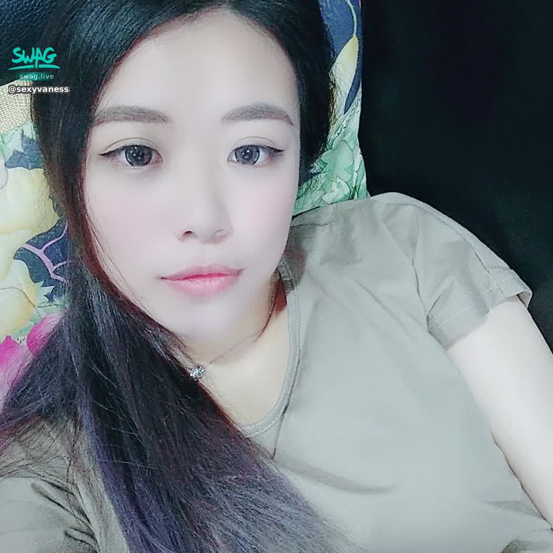 今天身體不舒服休息一天喔！ Swag
