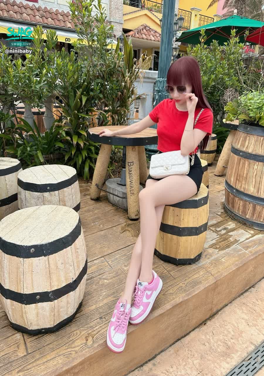 💕妮妮寶貝💕 Swag