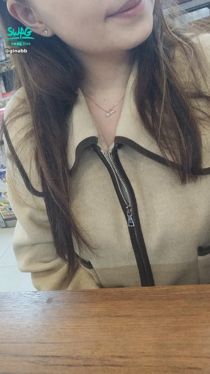 天氣好冷，想要抱抱🥰🥰 Swag