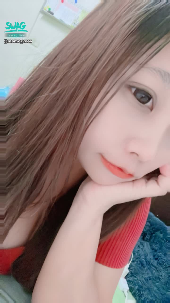 🚨私訊🚨棒棒口紅直接約會，如果預算不夠可以考慮124 1210號的兔女郎裝加入包月vip40部不但影片免鑽看還可🉐️一支約會籤！ Swag