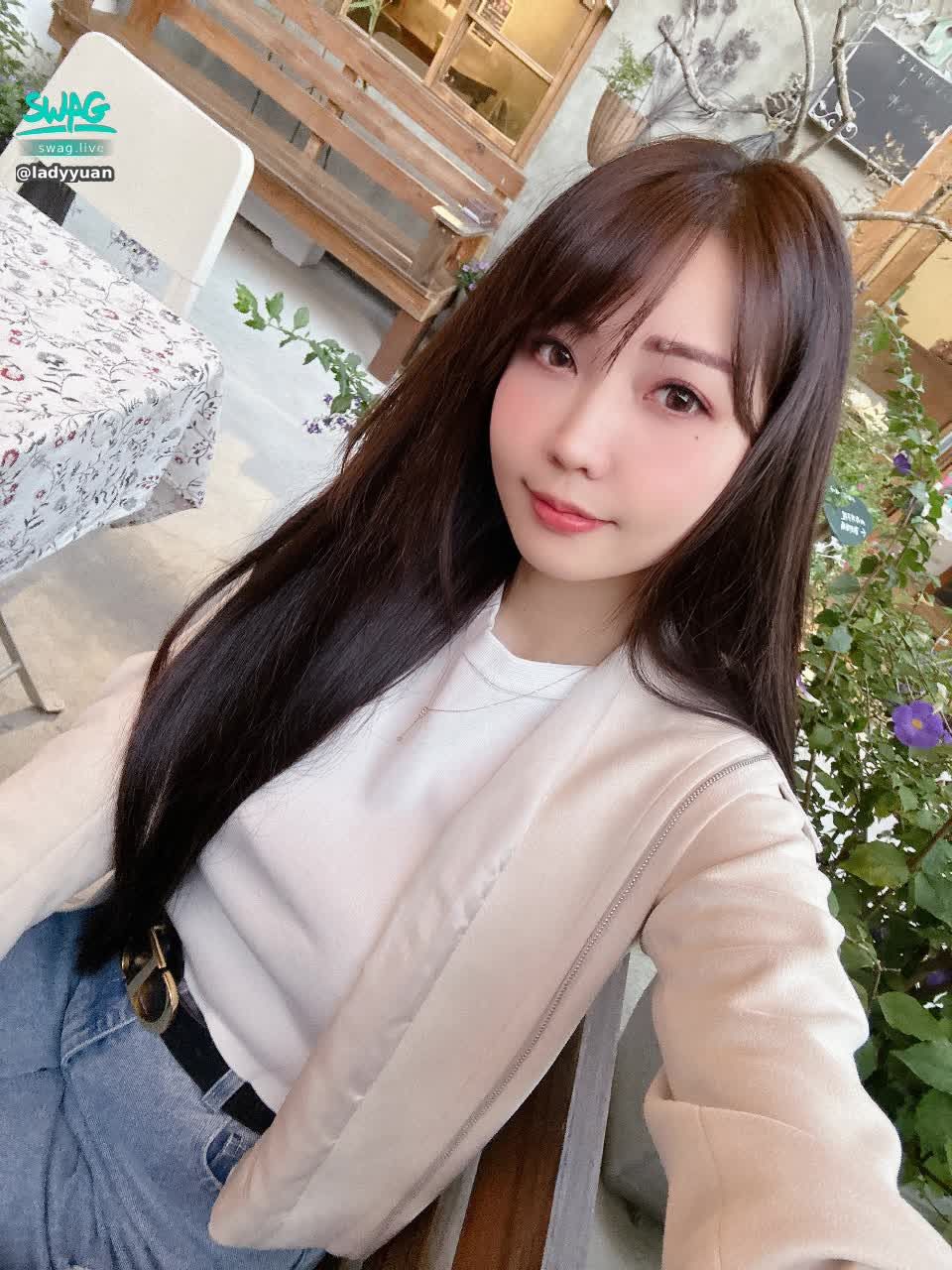 今晚 2230 主題直播唱歌塞跳蛋挑戰，babe進來我直播間聽歌聲或聽我淫叫聲😈 唱歌 主題直播 Swag
