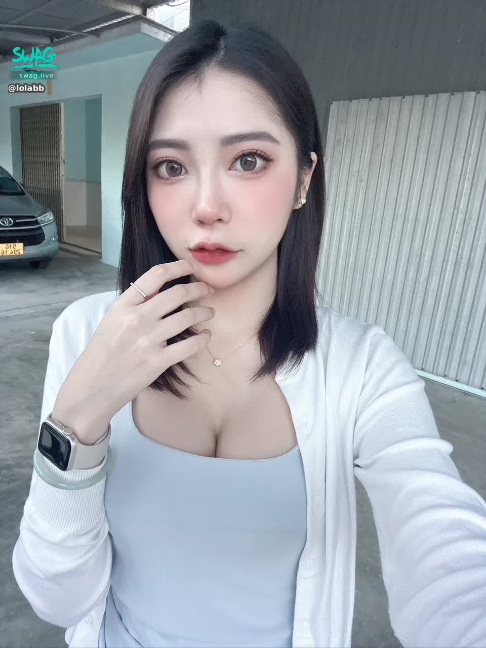 私訊送10顆紫黑鑽可以領3部隱藏版影片哦《 Swag