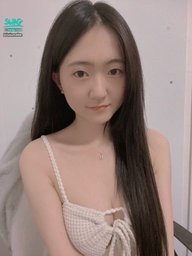 底下的光光開合跳還沒解鎖的寶要趕快解鎖喔 Swag