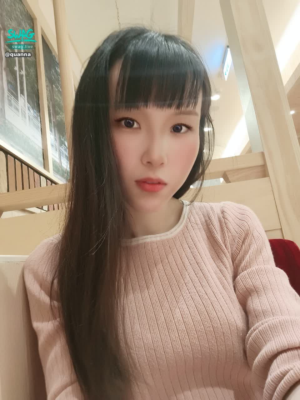 在跨年的日子裡有外送員才讓我們能在家裡好好享用美食～希望他們也能過個好節💕 Swag