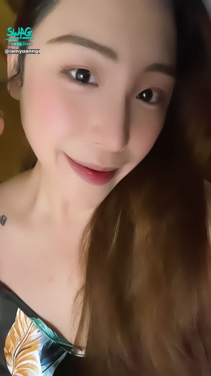 甜蜜吃飯約會開放中🫦歡迎各位寶貝們私訊了解詳情喲😈😈😈 Swag