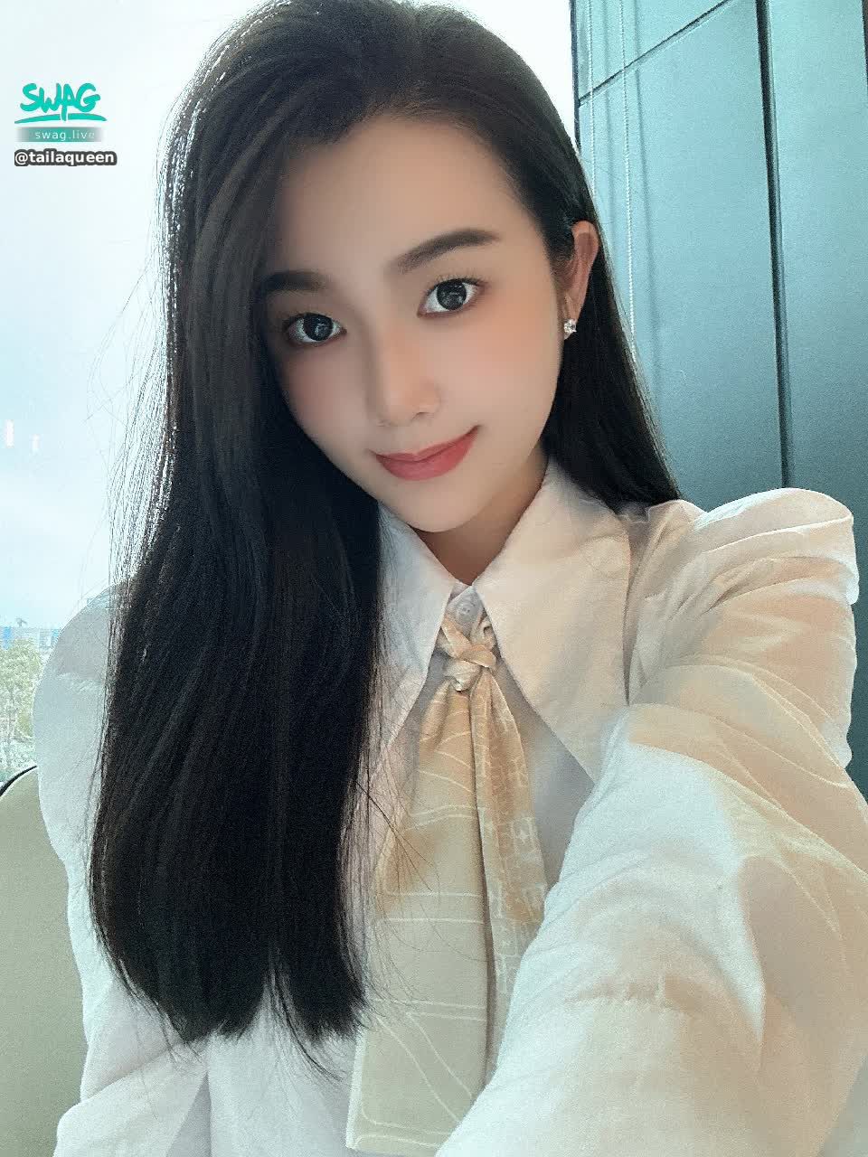 所以214誰要我陪吃飯嗎？ Swag
