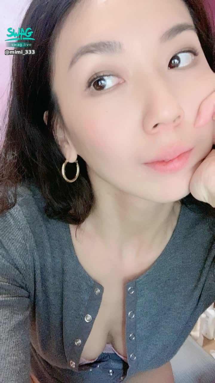 大家新年一整天都做了什麼呢？要跟我分享嗎？😛 - SWAG mimi_333 原創成人影片 | SWAG.Live