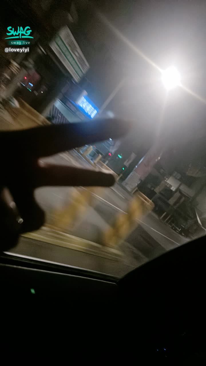 這個月生日跟我說生日快樂的寶們都有福利可以領喔🍰～想要有你們的祝福🥺🥺🥺 Swag