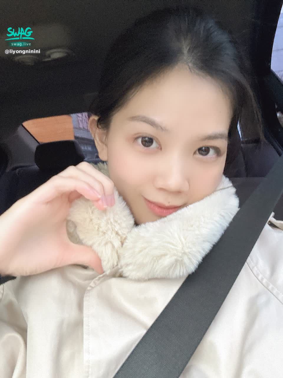 很快就能见面囖囖。 | SWAG