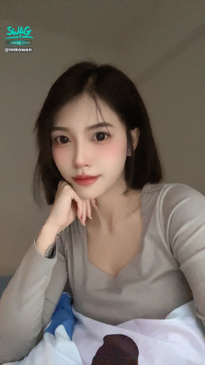 直播嘍💜💜 Swag