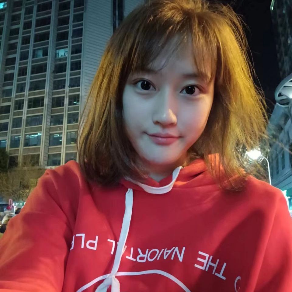 dinay - ホームページ - 公式プロフィール | SWAG